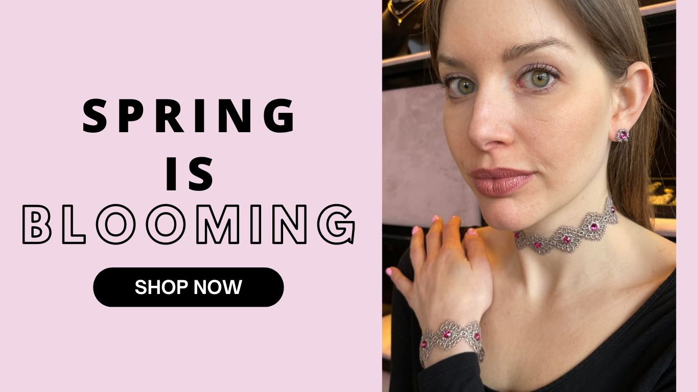 Kim Smiley I Lightest Jewelry on Earth