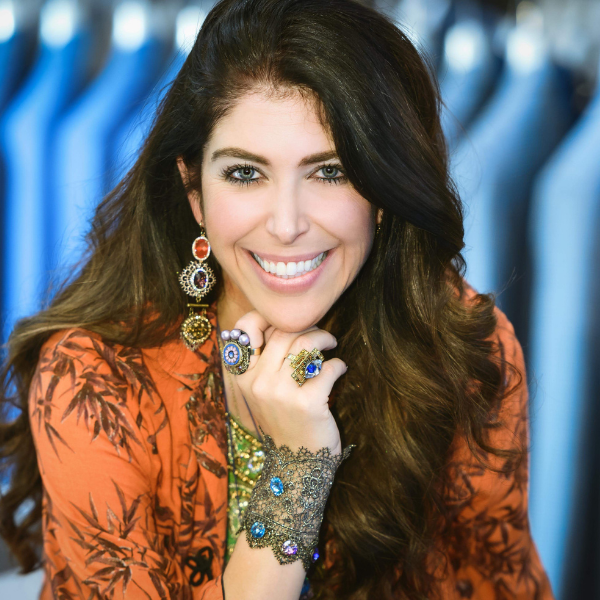 Kim Smiley I Lightest Jewelry On Earth